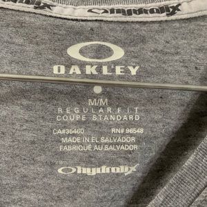 Oakley | Tops | Oakley Grey V Neck Texas Logo Art Tee Size Medium ...